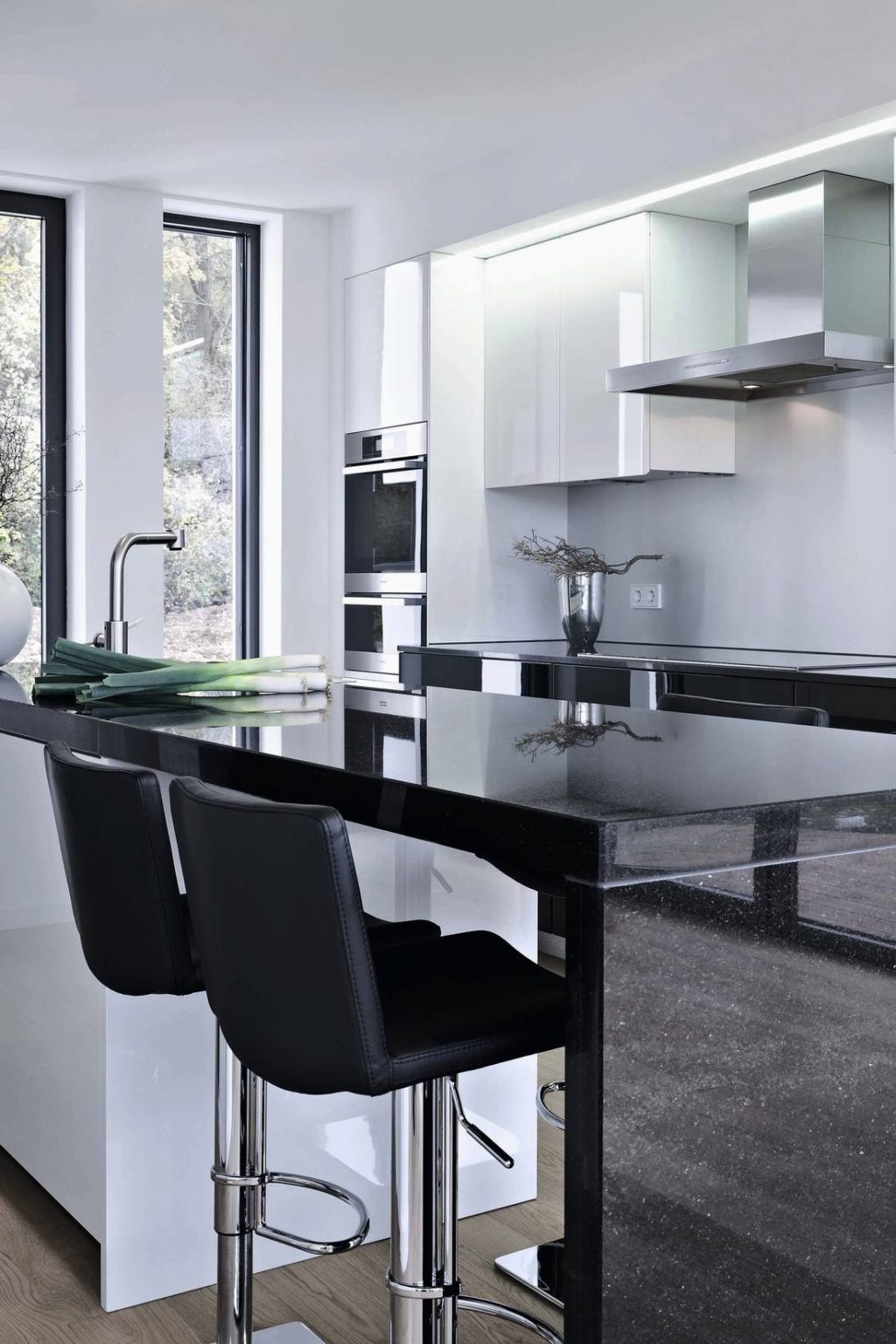 36+ Enviable Black Granite Countertops With White Cabinets