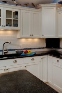 36+ Enviable Black Granite Countertops With White Cabinets