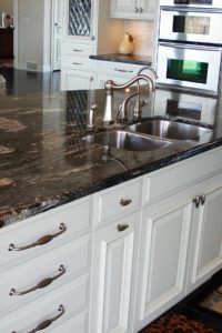36+ Enviable Black Granite Countertops With White Cabinets