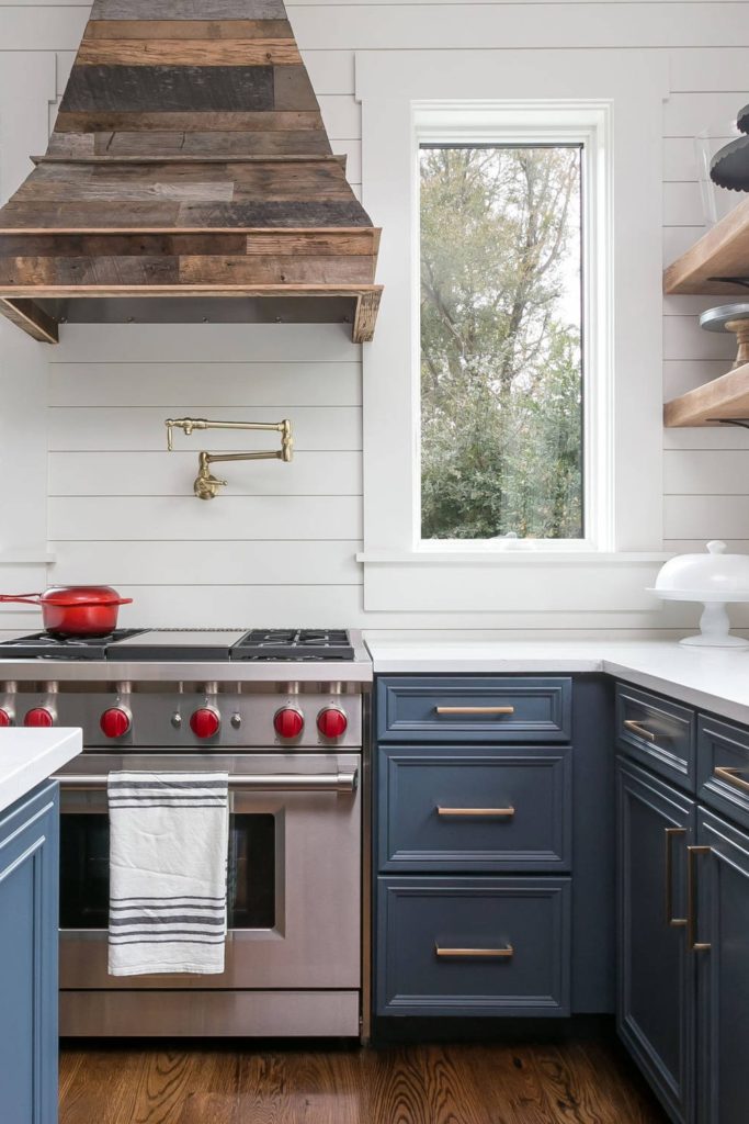 32+ Creative Shiplap Kitchen Backsplash Ideas | CountertopsNews